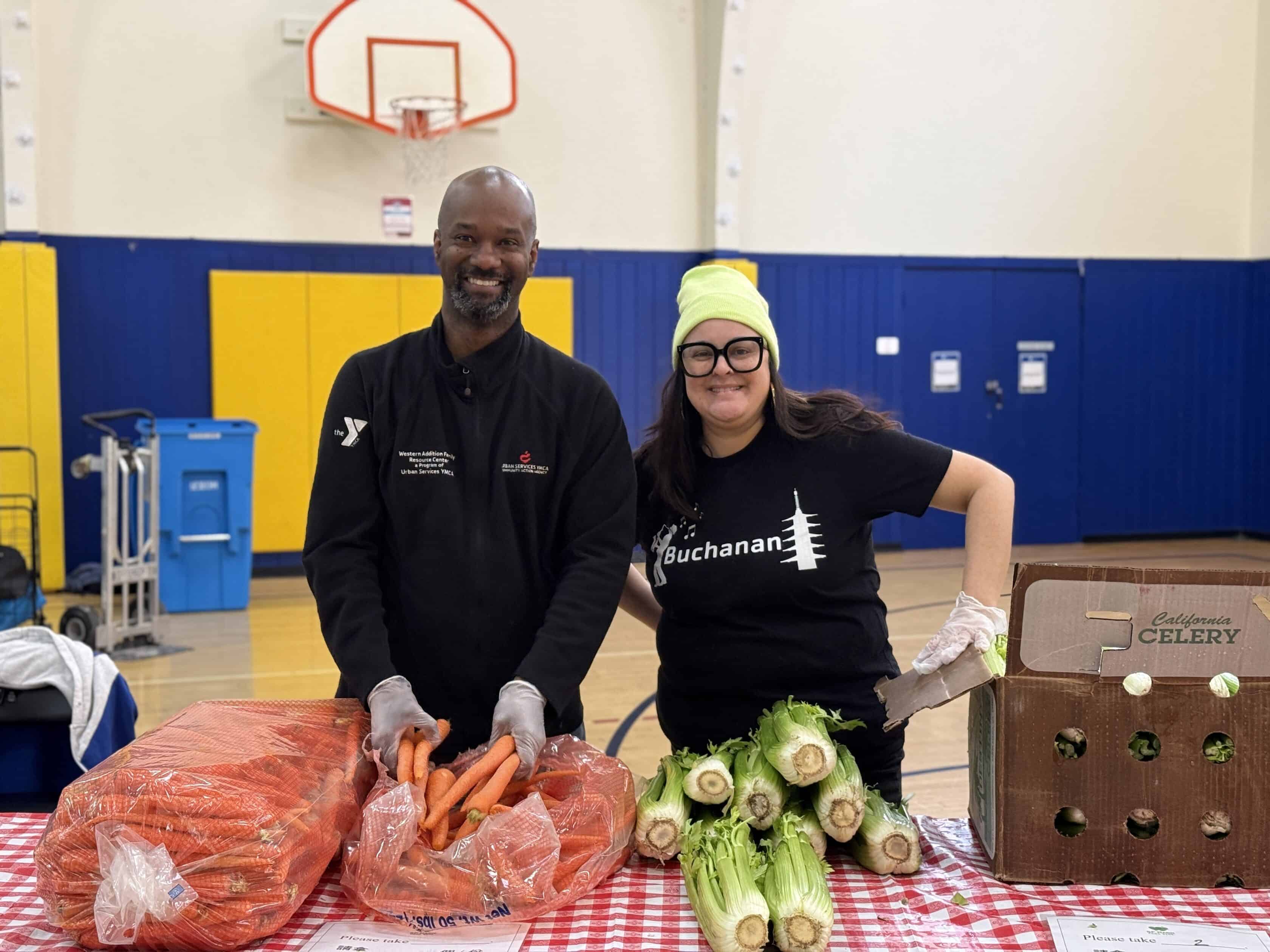 Lancement de notre premier garde-manger FRC Food Pantry dans l'Ouest